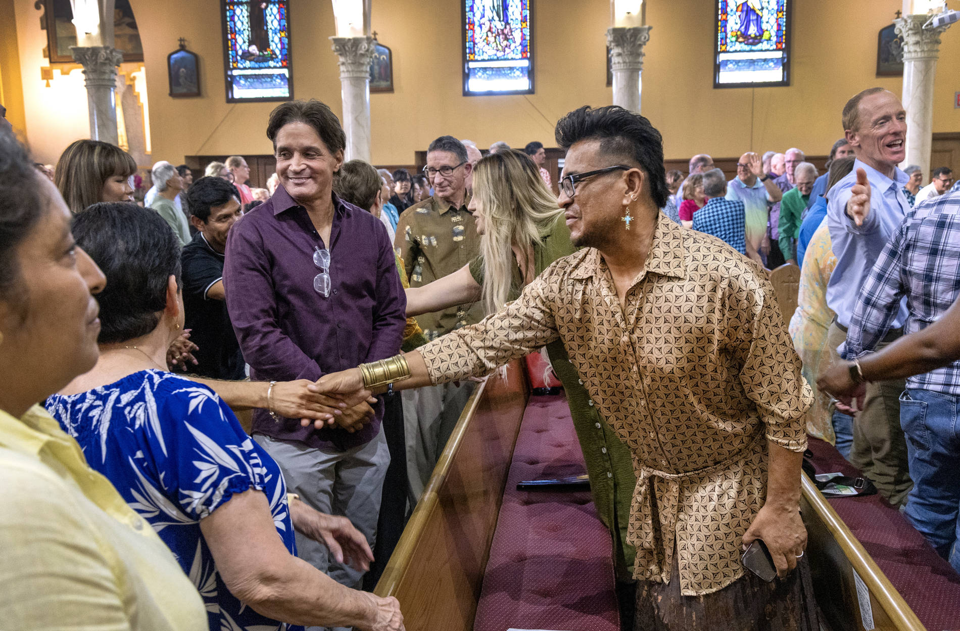 Mass offers warm embrace, open heart - The Southern Cross